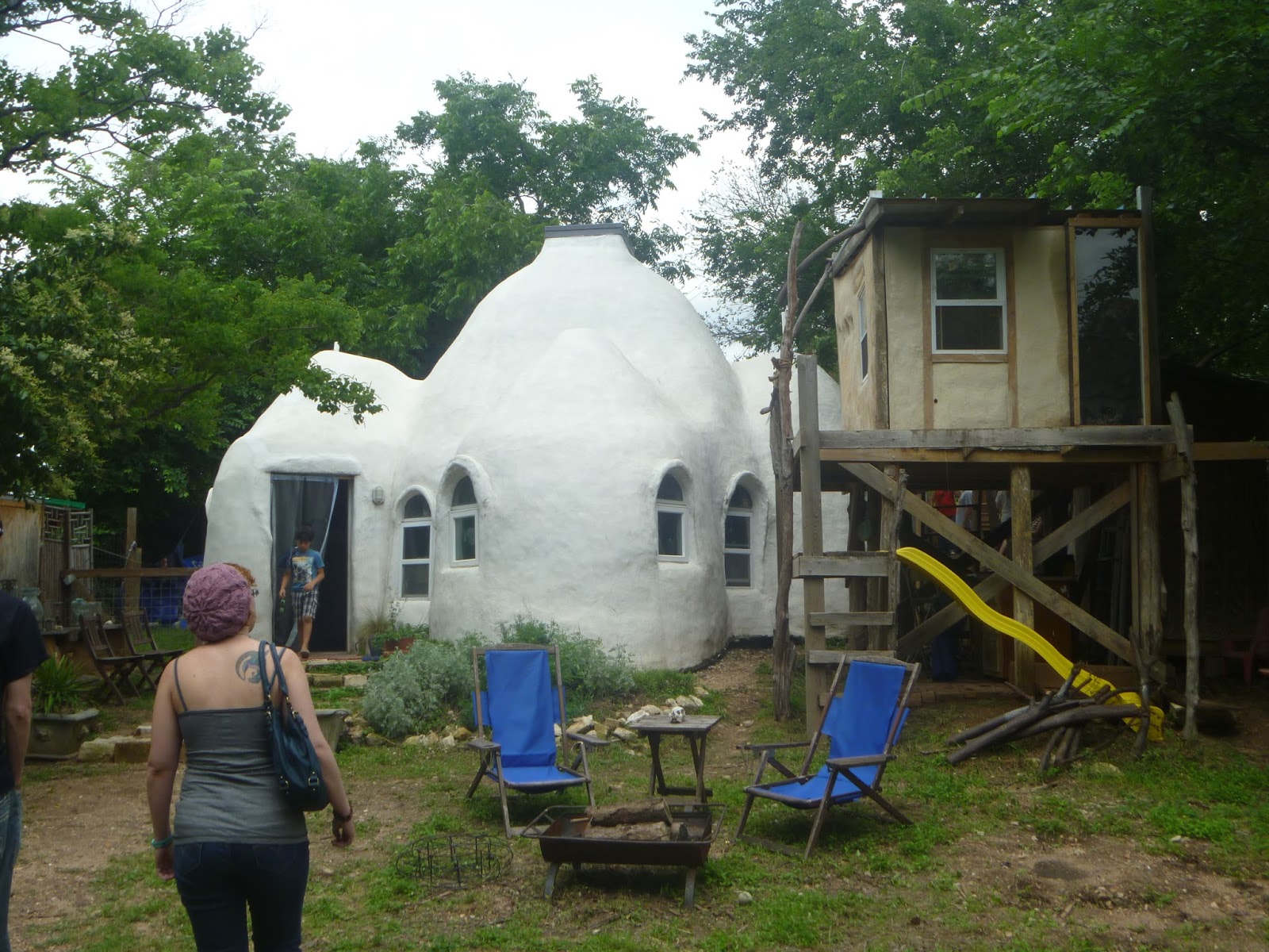 Seasonality:Embracing Change : EARTHBAG HOUSE