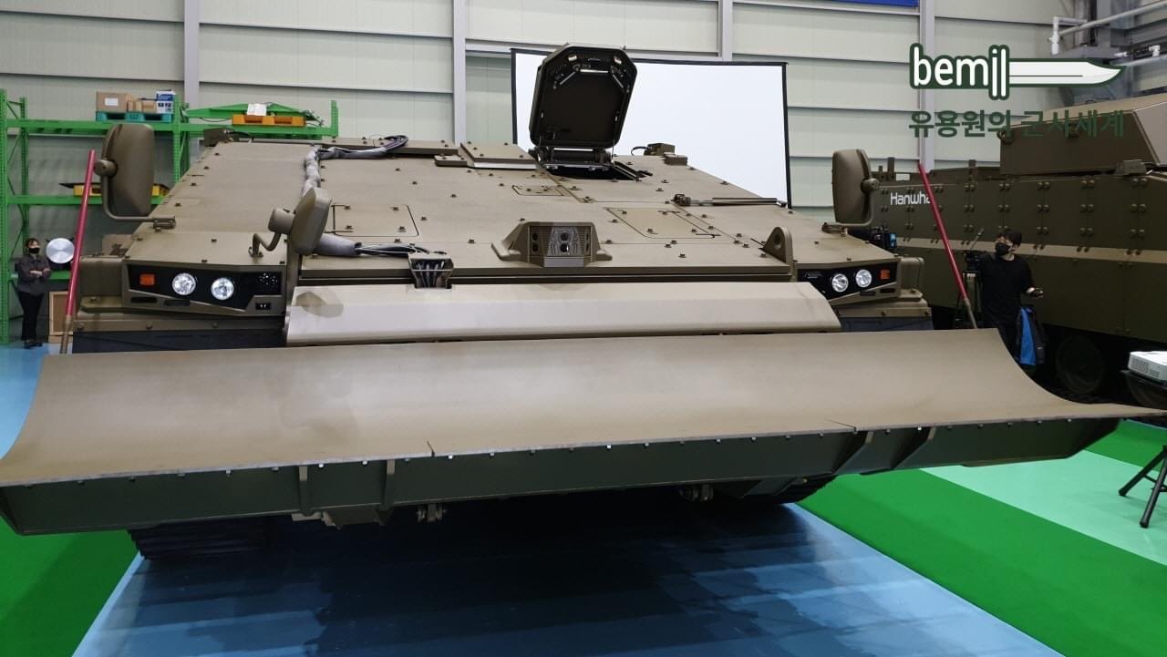 BLABLACHARS: L'AS 21 REDBACK SE DEVOILE (ACTUALISE)