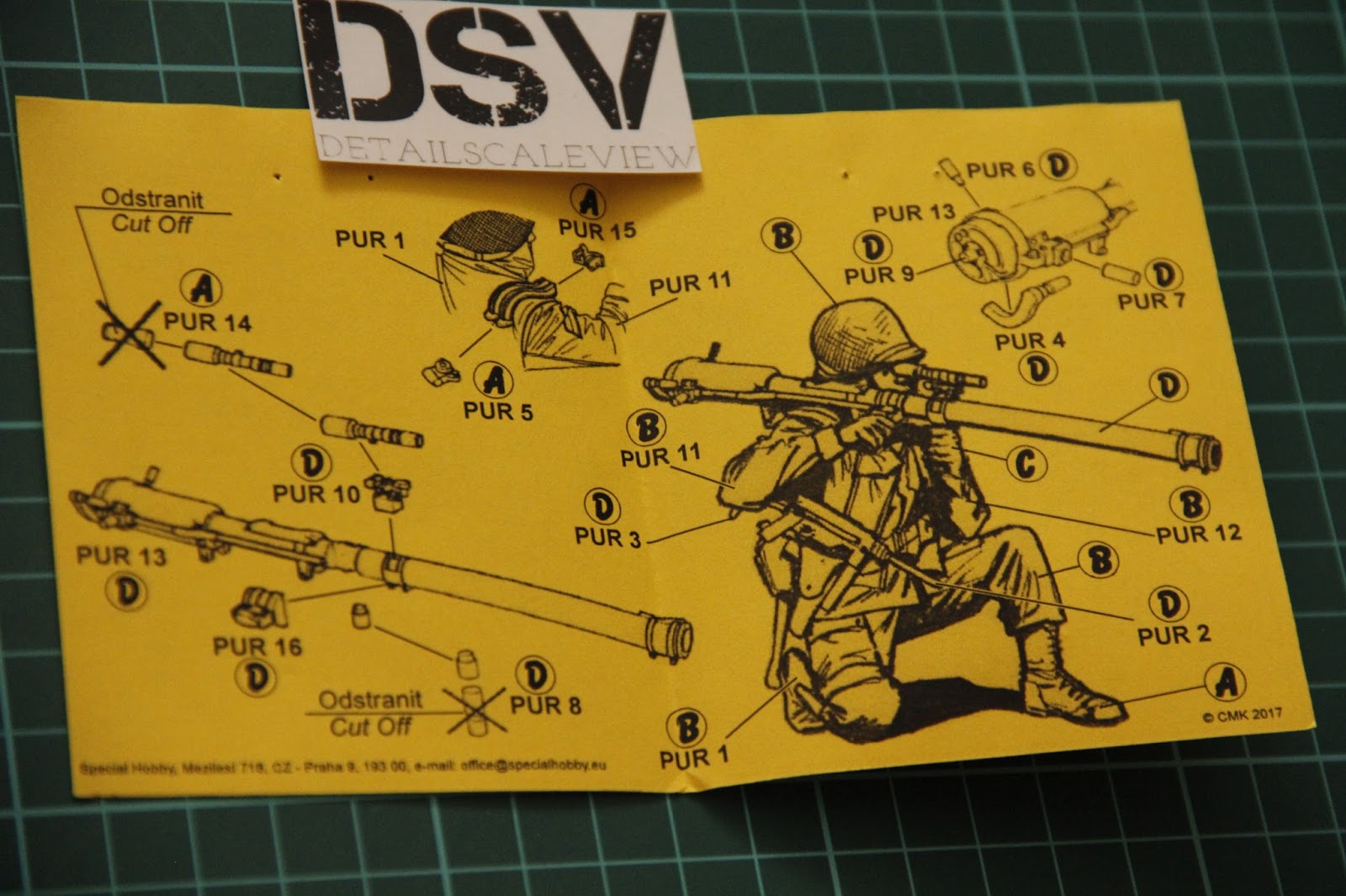 CMK 1/35 Paratrooper with M18 Recoilless Rifle (F35338) - DetailScaleView