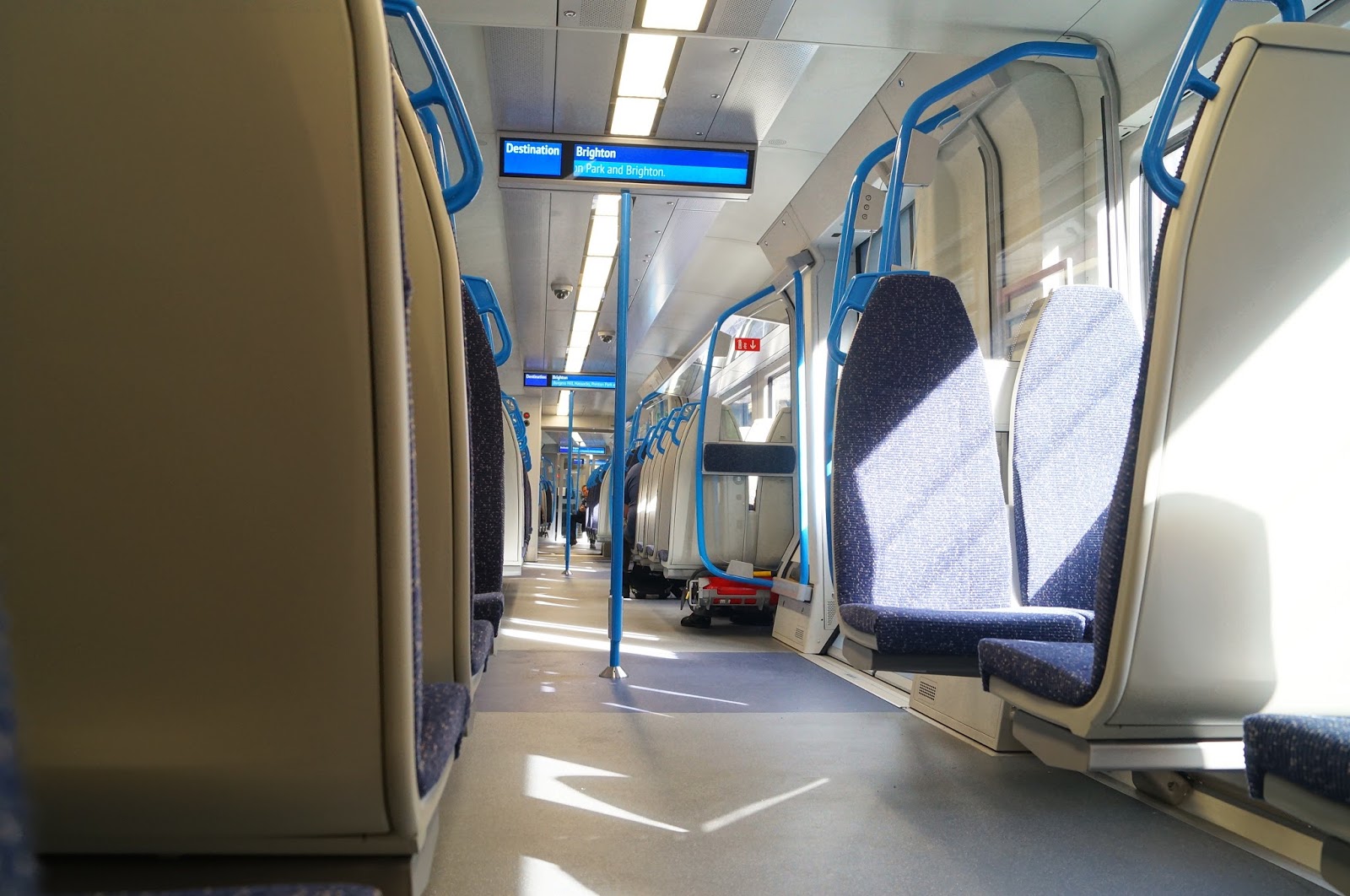 WLTM Transport Blog: A New Delayed Thameslink Train