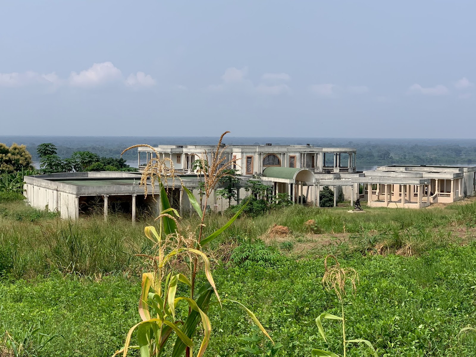 Adventure Thug: Mobutu’s Mansion, Lisala