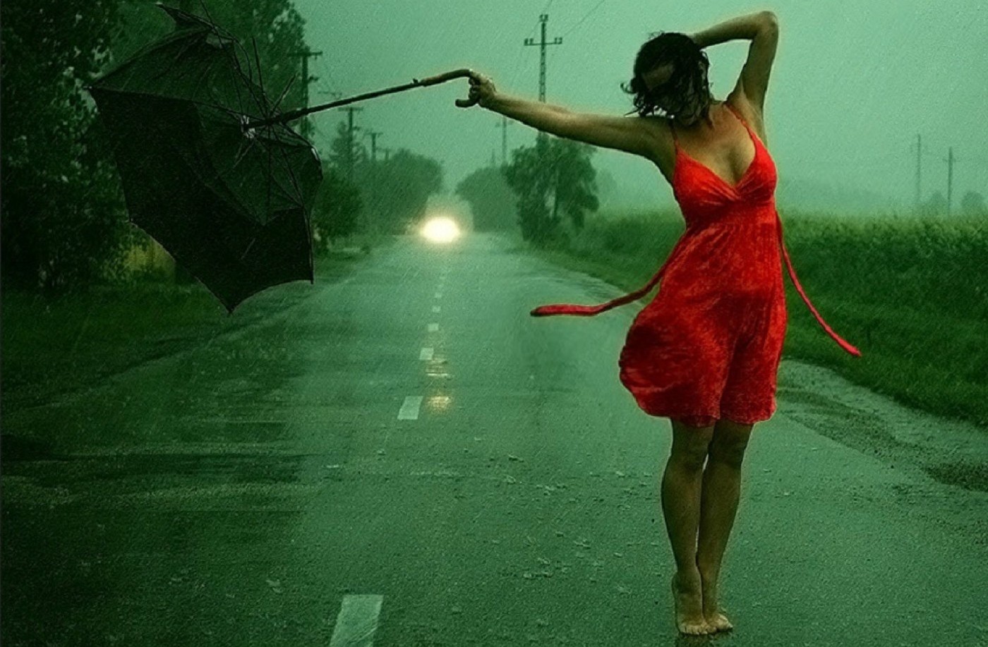 Rainy Chicks & their Random Clicks | Discover The Nude Girls