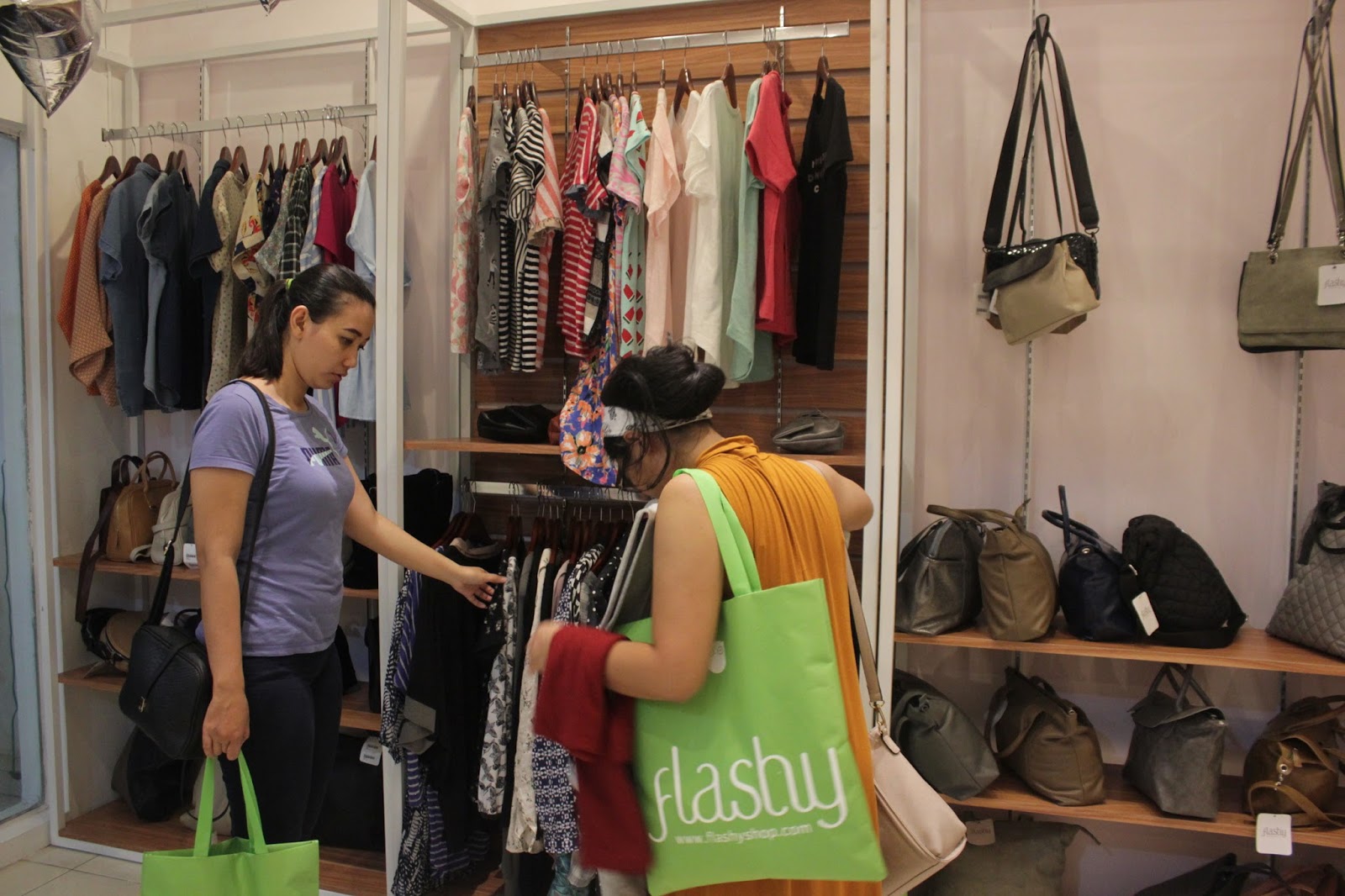 This is real and This is me ♥: OPENING FLASHY STORE JOGJA