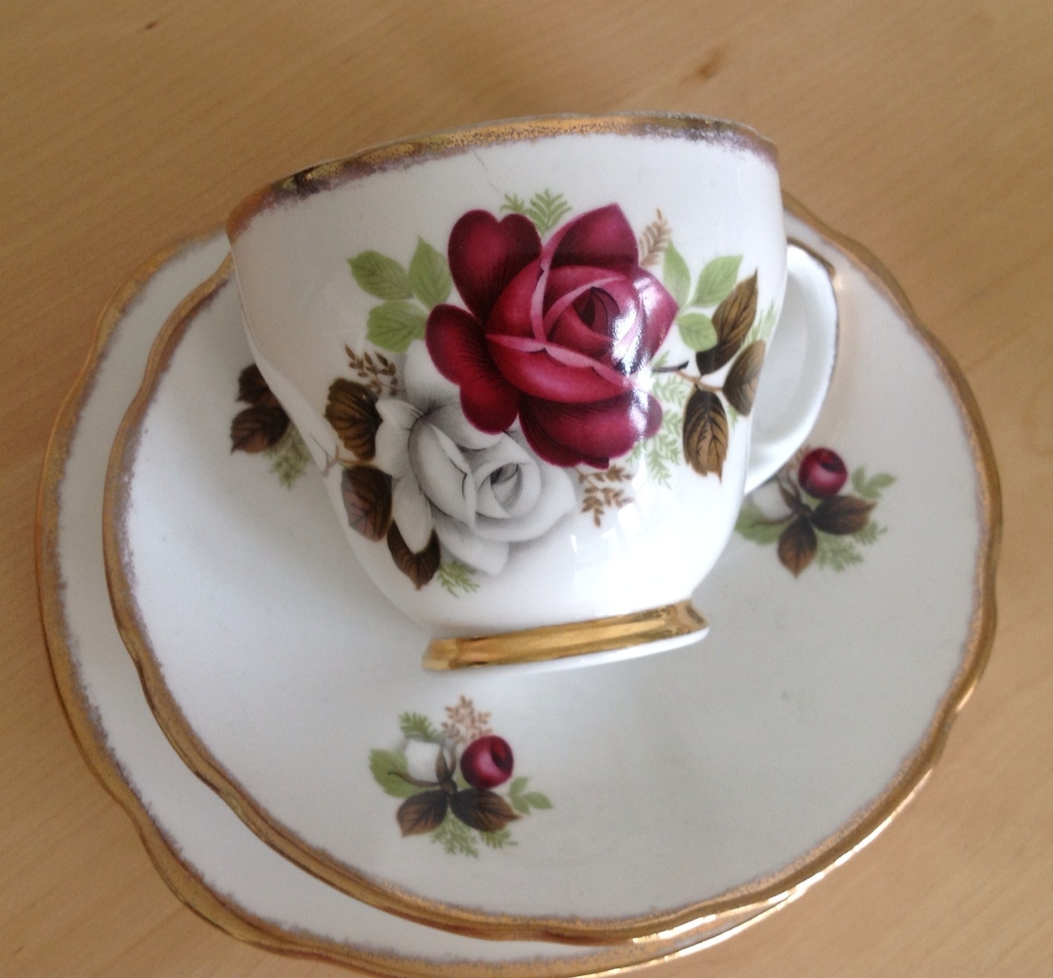 sweetpea family: afternoon tea with lovely vintage teacups ..........