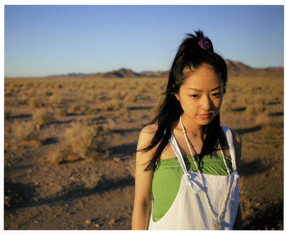 Inoue Mao Wallpaper - JAPANESE ARTIST WALLPAPER PHOTOBOOK VIDEO MUSIC DRAMA