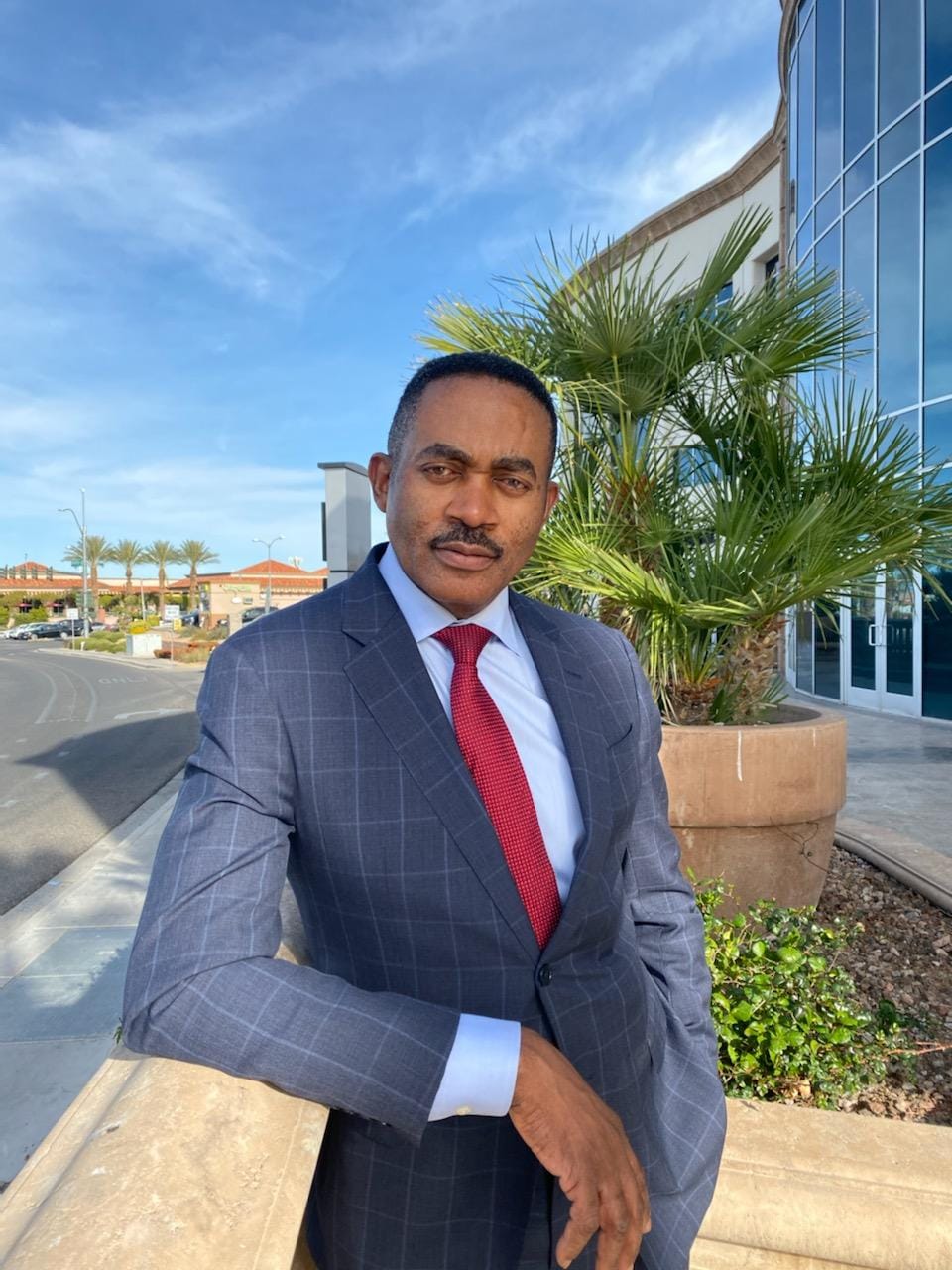 IN LAS VEGAS: DOCTOR GODWIN MADUKA : A life saver! Watch Moment Dr ...