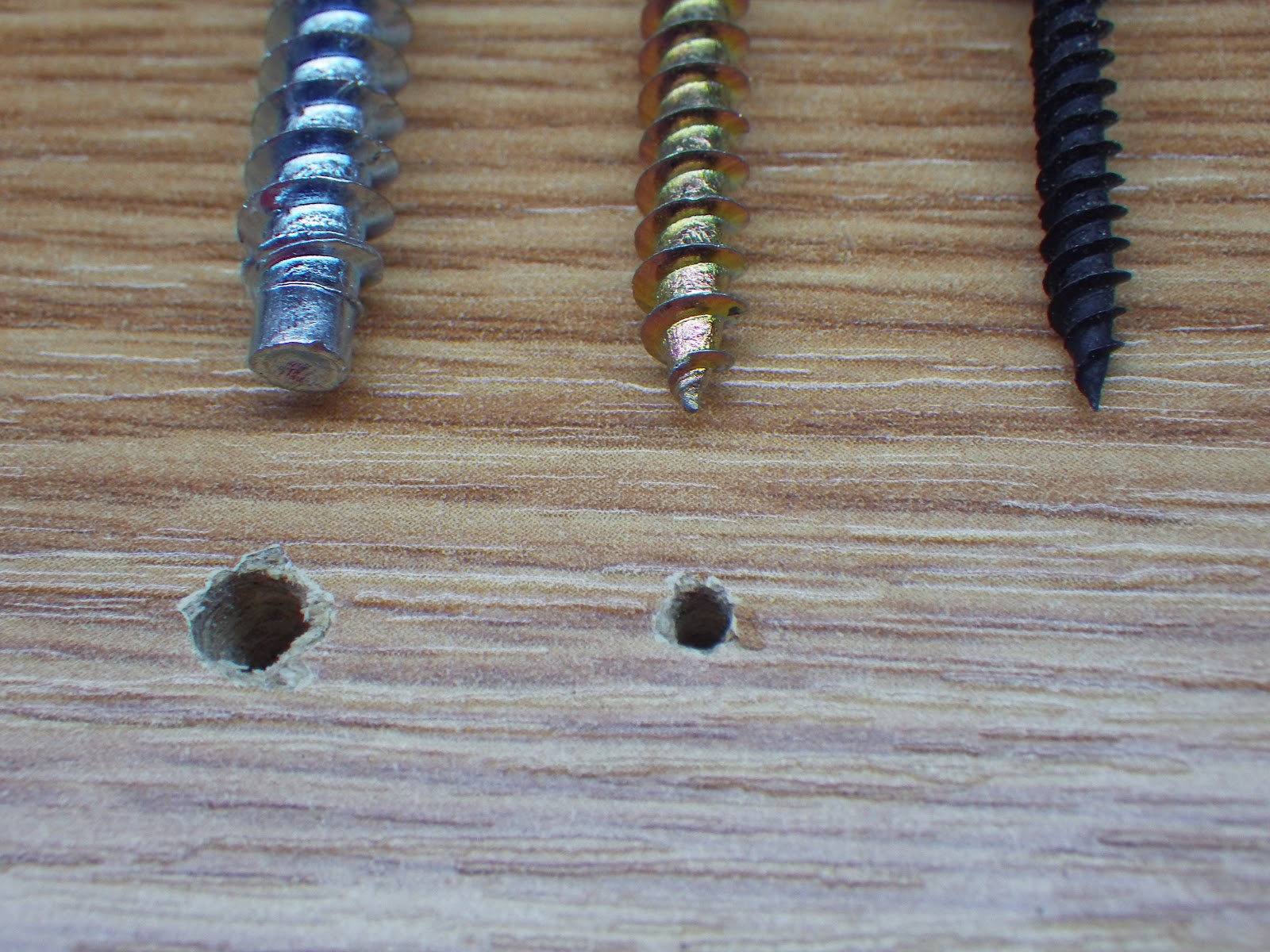 meserias in bricolaj: operatiunea dulapul II