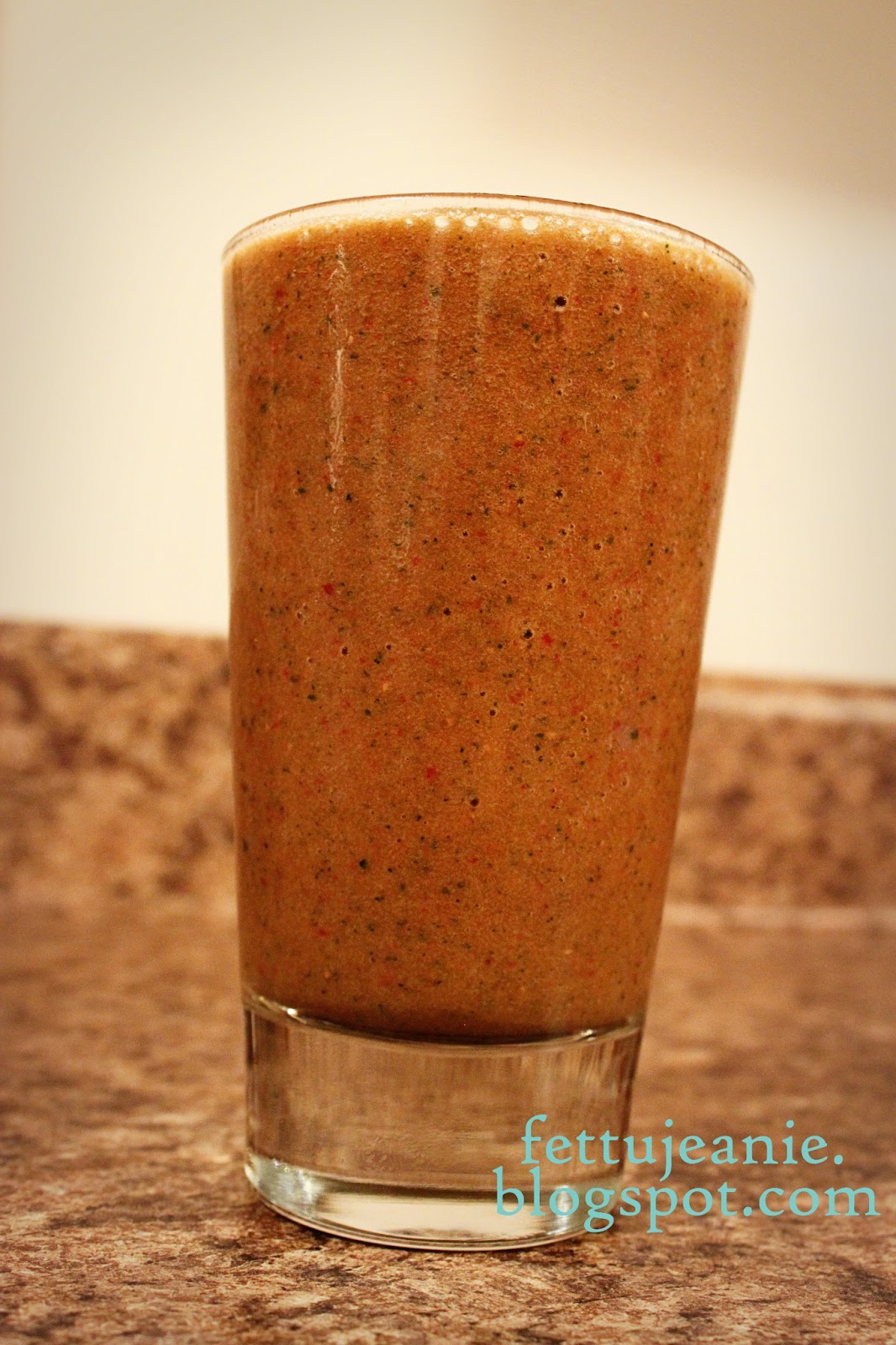 Fettujeanie: Kale Fruit Smoothie