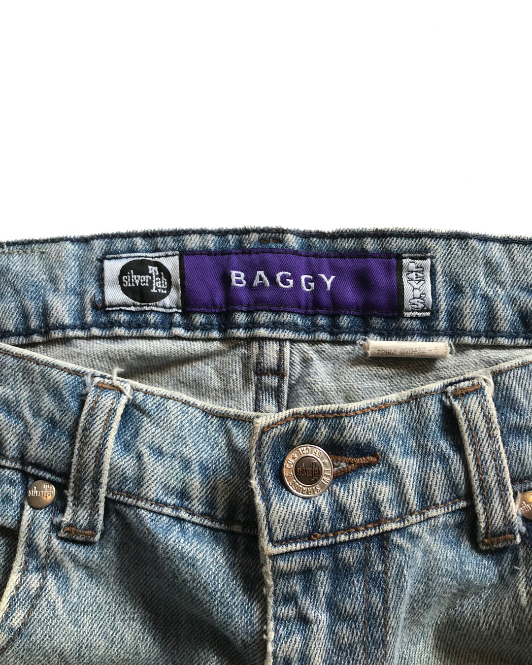 KWIN: 90's Levi’s SILVER TAB