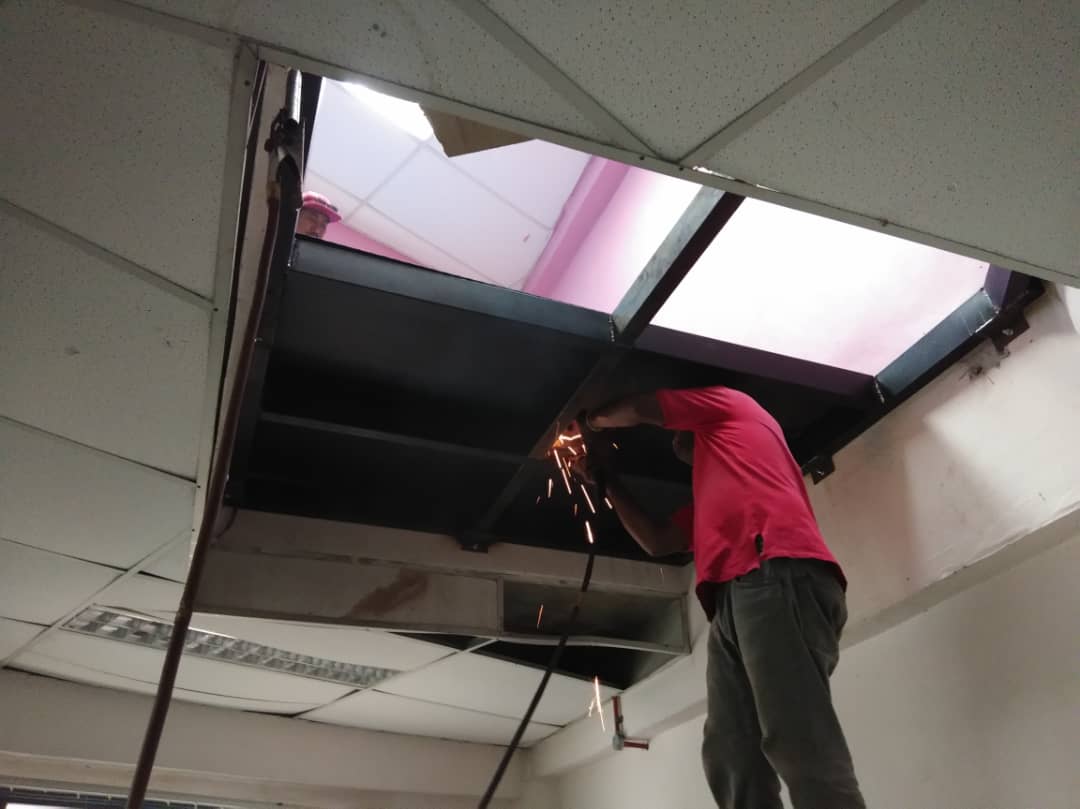 AWNING PAGOLA DAN GRILL : Nilai : Memasang Lantai Platform Besi dan ...