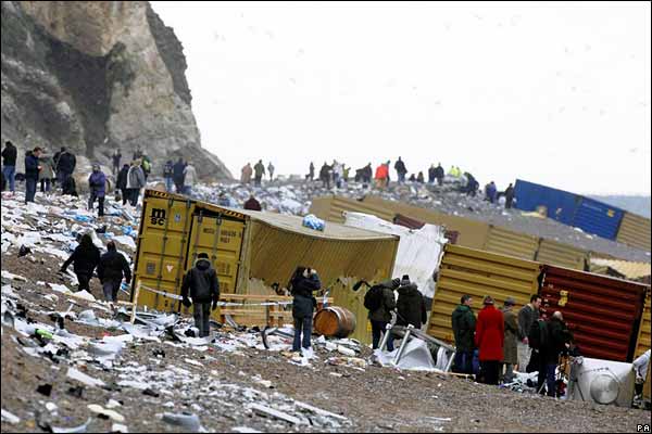 Disasters and Shipwrecks: There be treasure on that beach! – The wreck ...