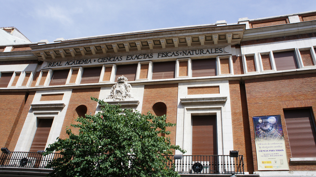 Lengua de víbora: REAL ACADEMIA ESPAÑOLA (RAE)