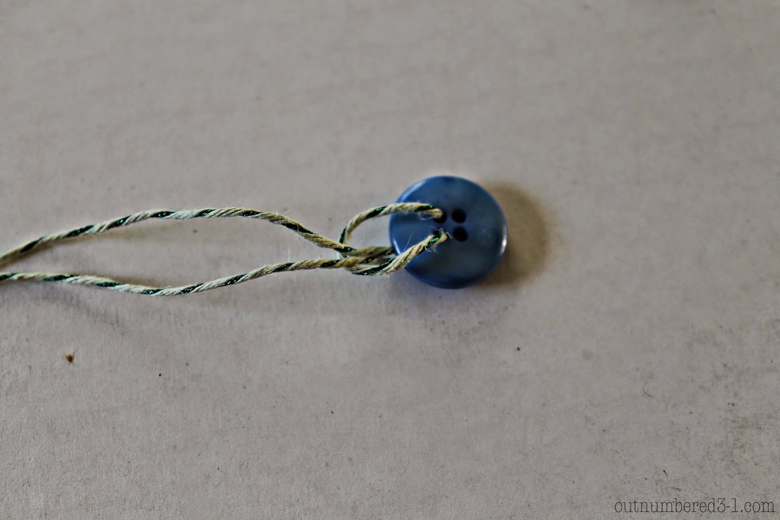 DIY Button Bracelets - Outnumbered 3 to 1