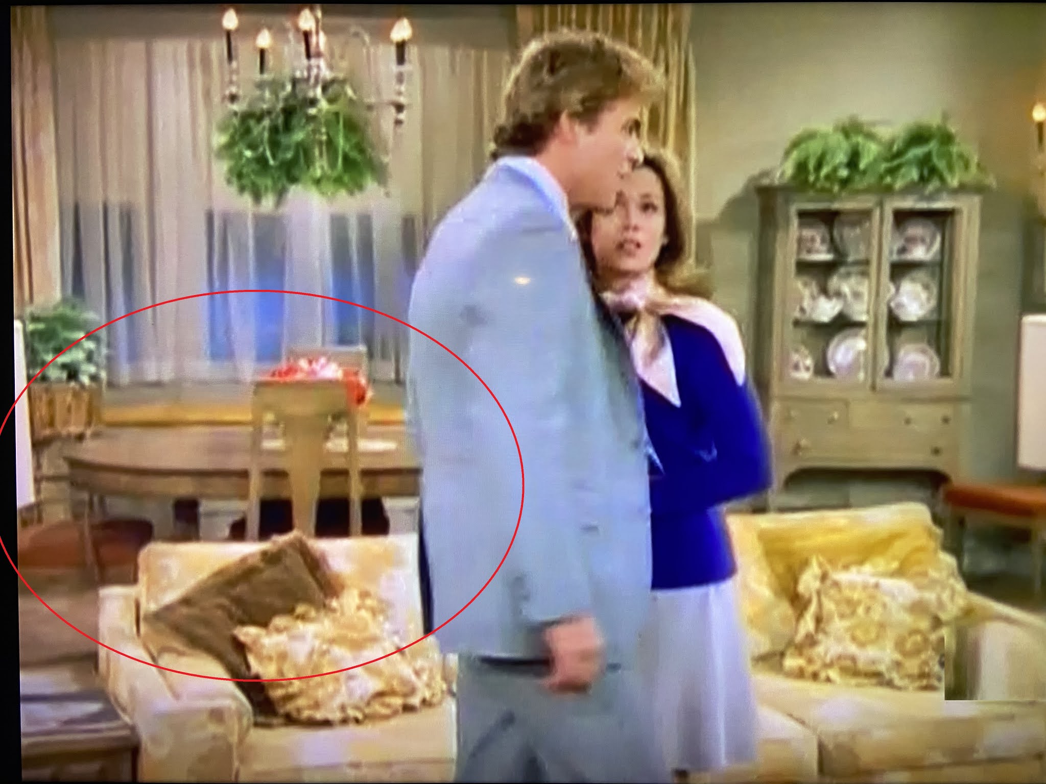 The Brady Bunch Blog: Brady Furniture on A Happy Days Set 1981