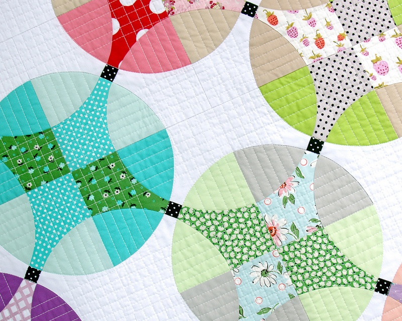 Red Pepper Quilts: Flowering Snowball Quilt - A Finished Quilt