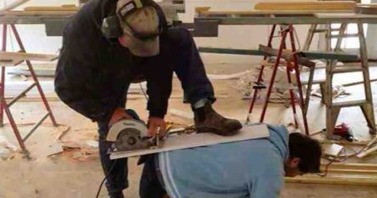 65 Dangerous Workplace Photos That Are Definitely Not Safe For Work