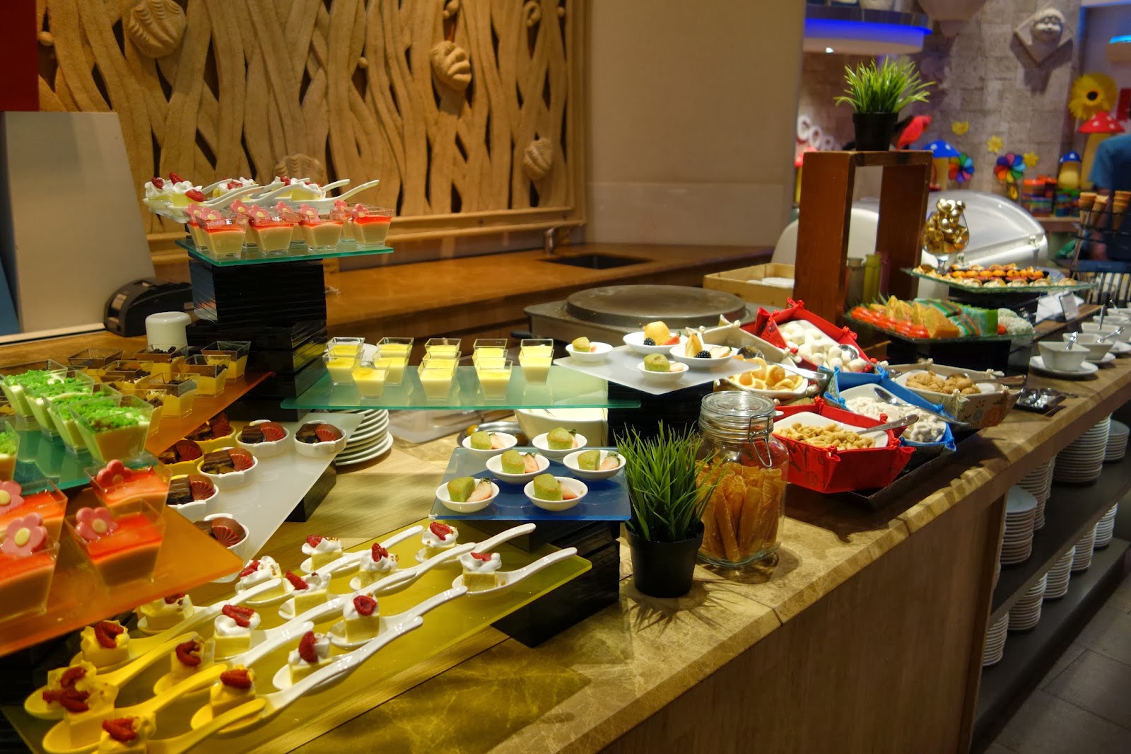 Motley Blend: Silver Shell Cafe