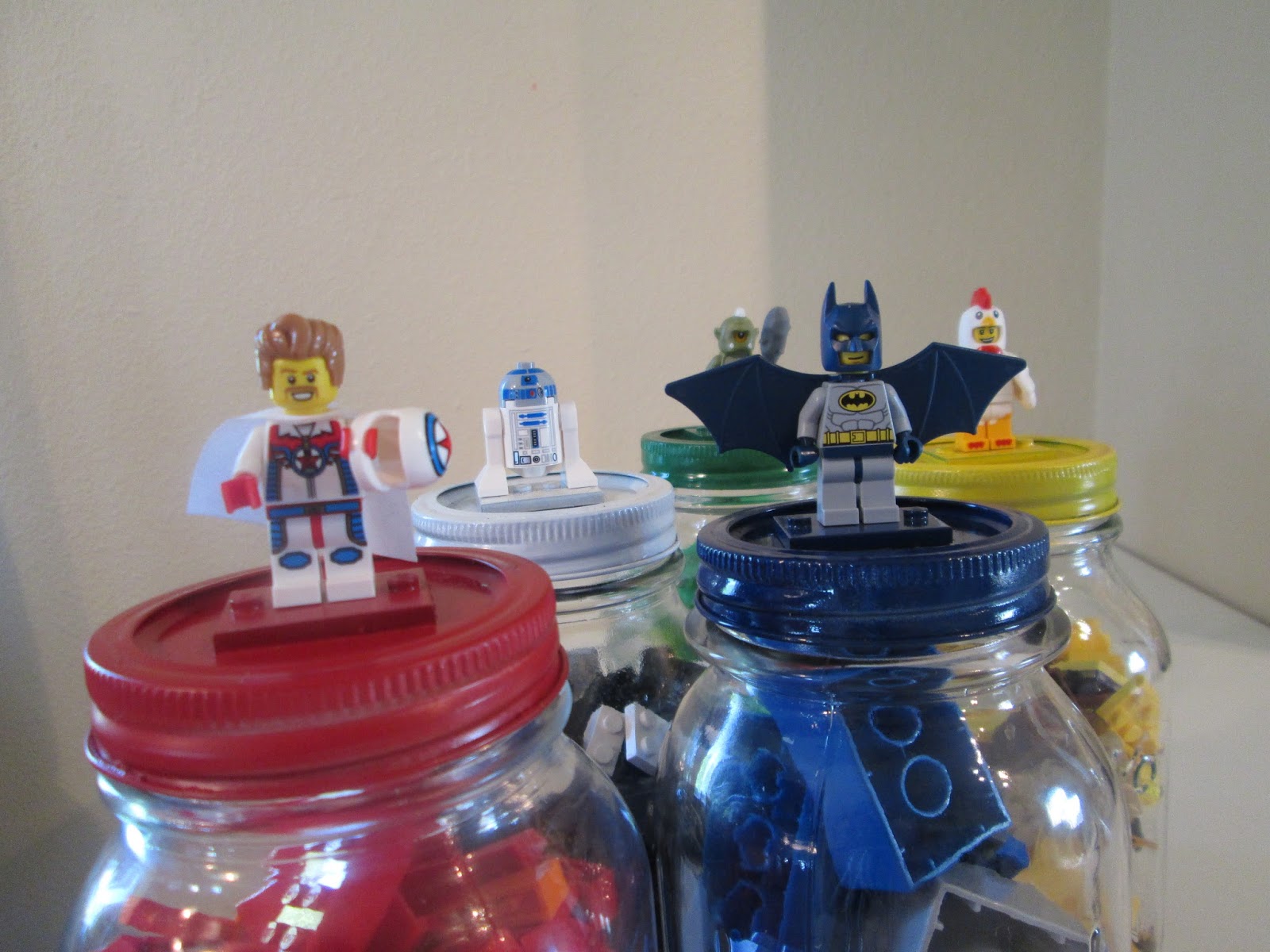 Fender's Mom: Mini Figure Jar Toppers