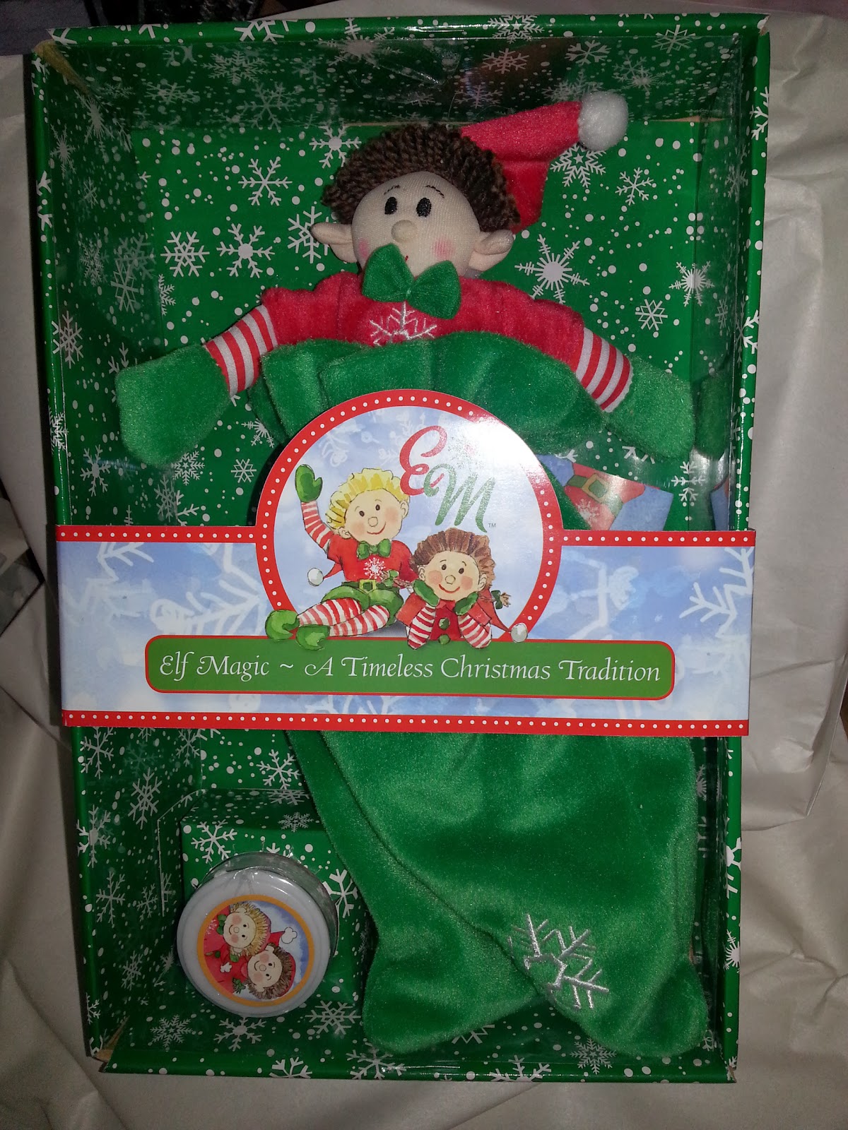 Elf Magic: A Magical Holiday Tradition #ElfMagic #Elfcapads - Mommy's ...