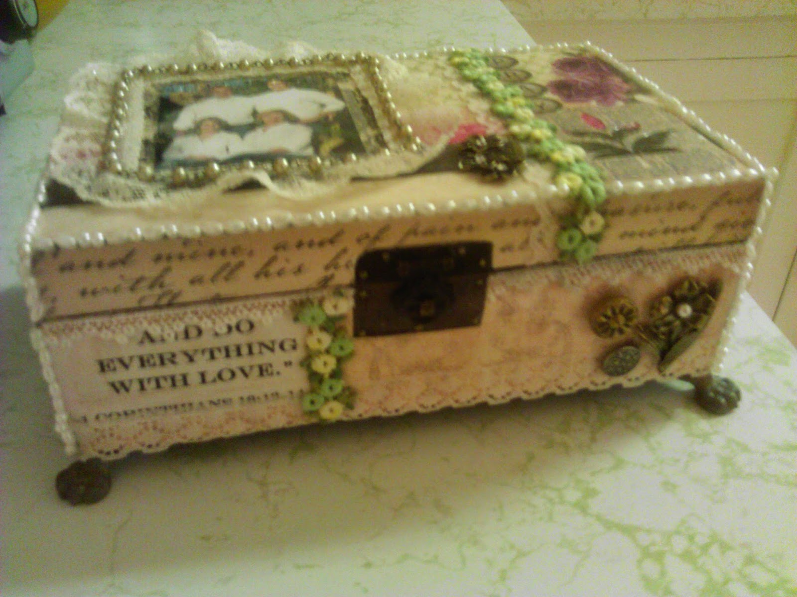 Fashioned HeARTS : More Prayer Boxes...