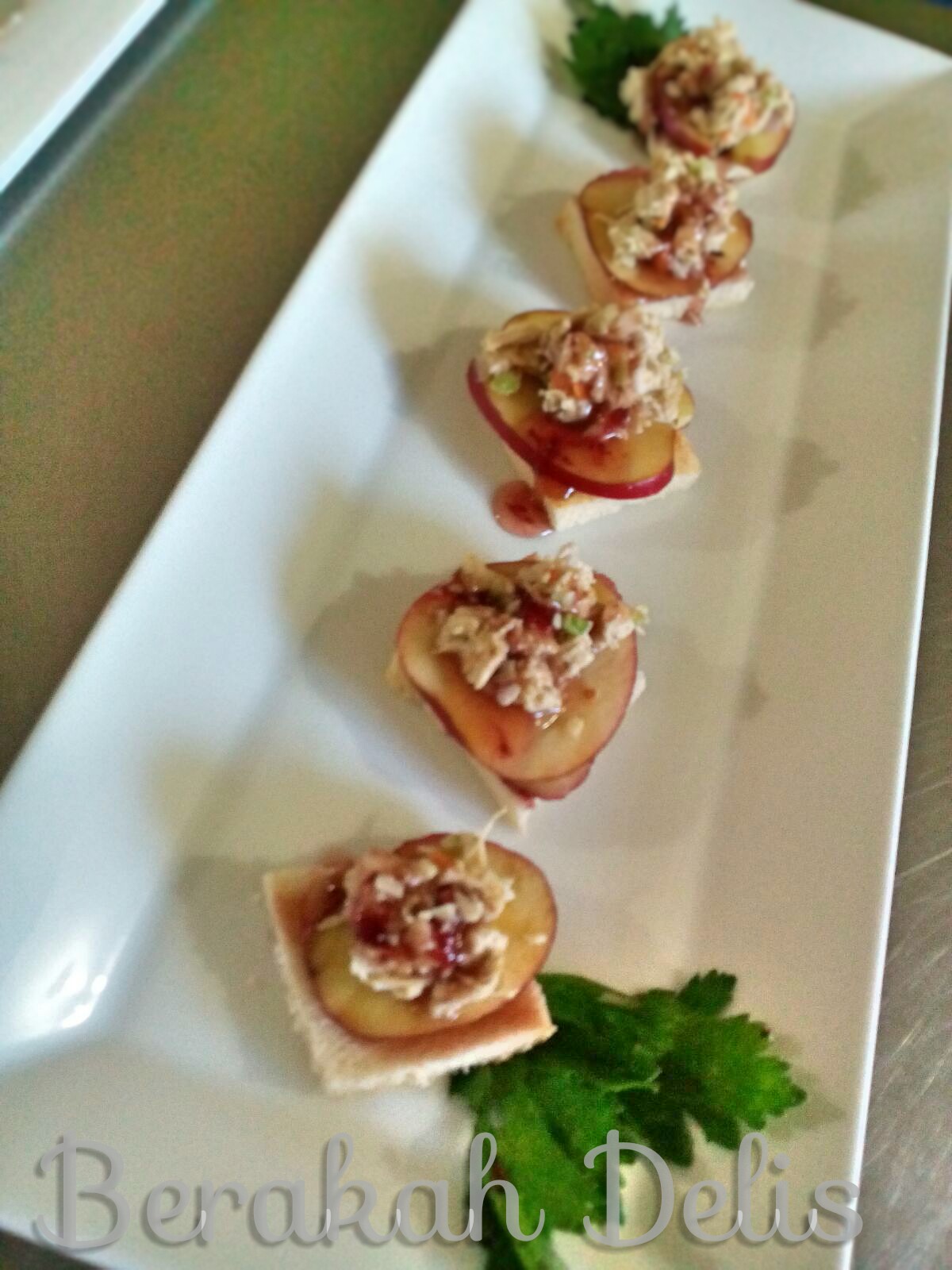 Familia y Cocina con Rut sin H: Canapés de pollo y manzana