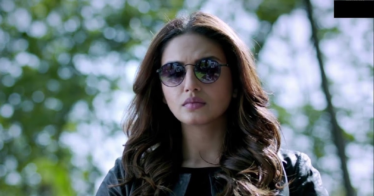 Fenil and Bollywood: Movie Review: DOBAARA by FENIL SETA