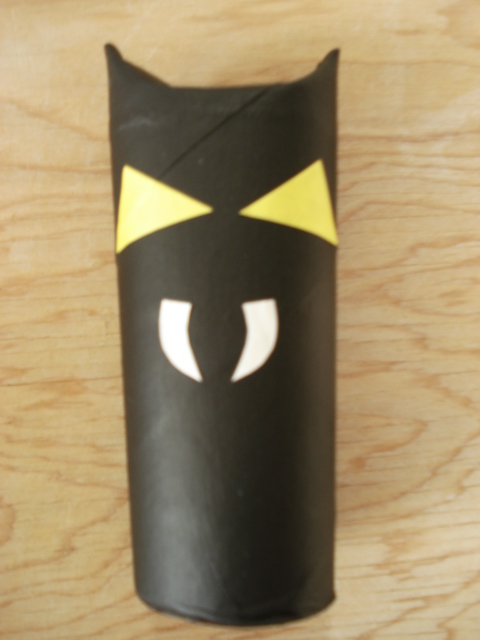 a faithful attempt: Cardboard Tube Creatures: Vampire, Bat and Cat