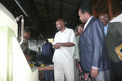 HABARI MIFUGO NA UVUVI: ZIARA YA WAZIRI KIWANDA CHA NGOZI HIMO ...