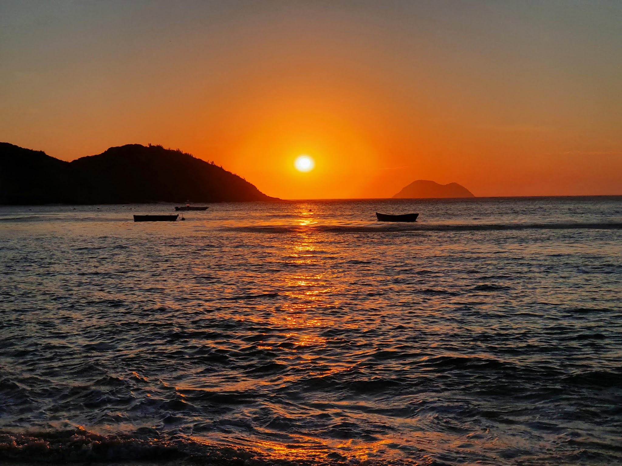 Onde ver o Pôr do Sol, em Búzios | Apaixonados por Viagens | Roteiros e ...