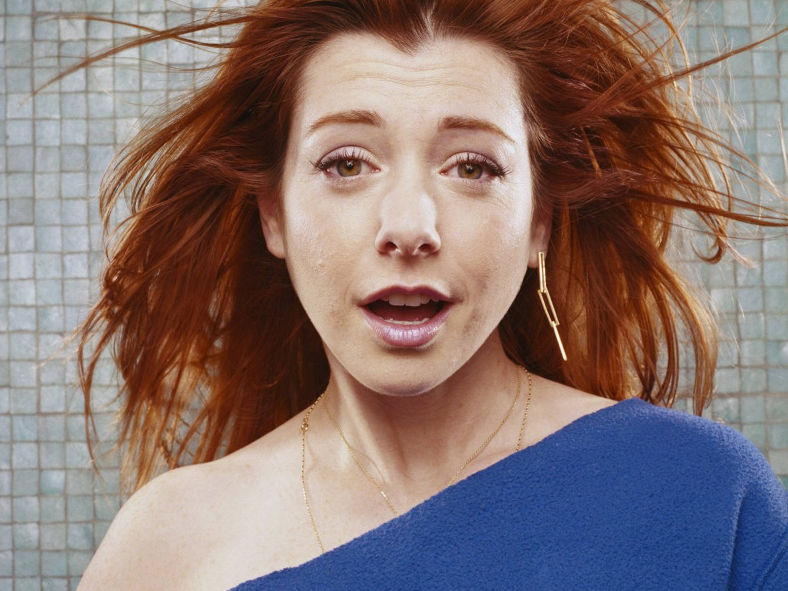 Alyson Hannigan Photos | Tv Series Posters and Cast