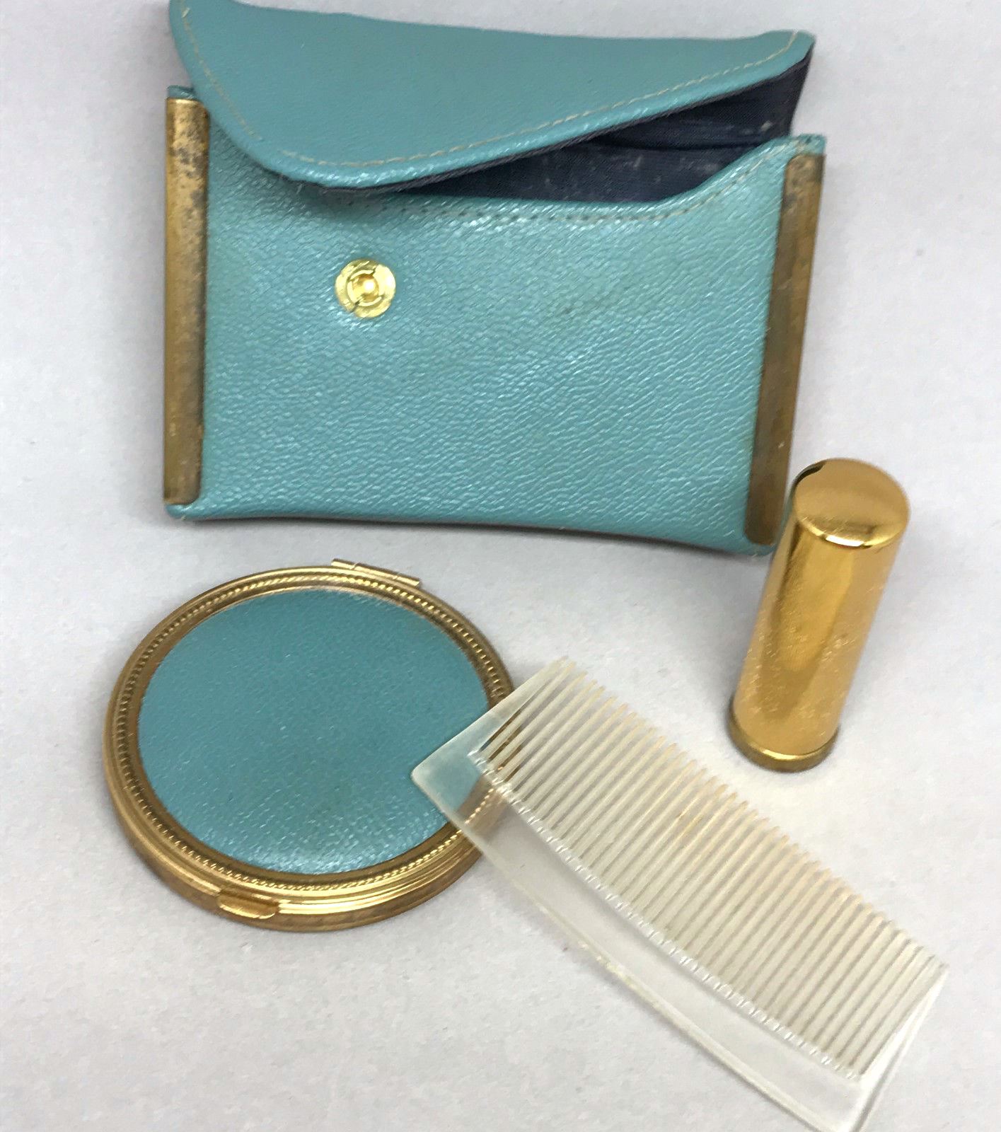 Mandicrafts News & Views - Teddy Bears & Collectibles: Ladies Powder ...