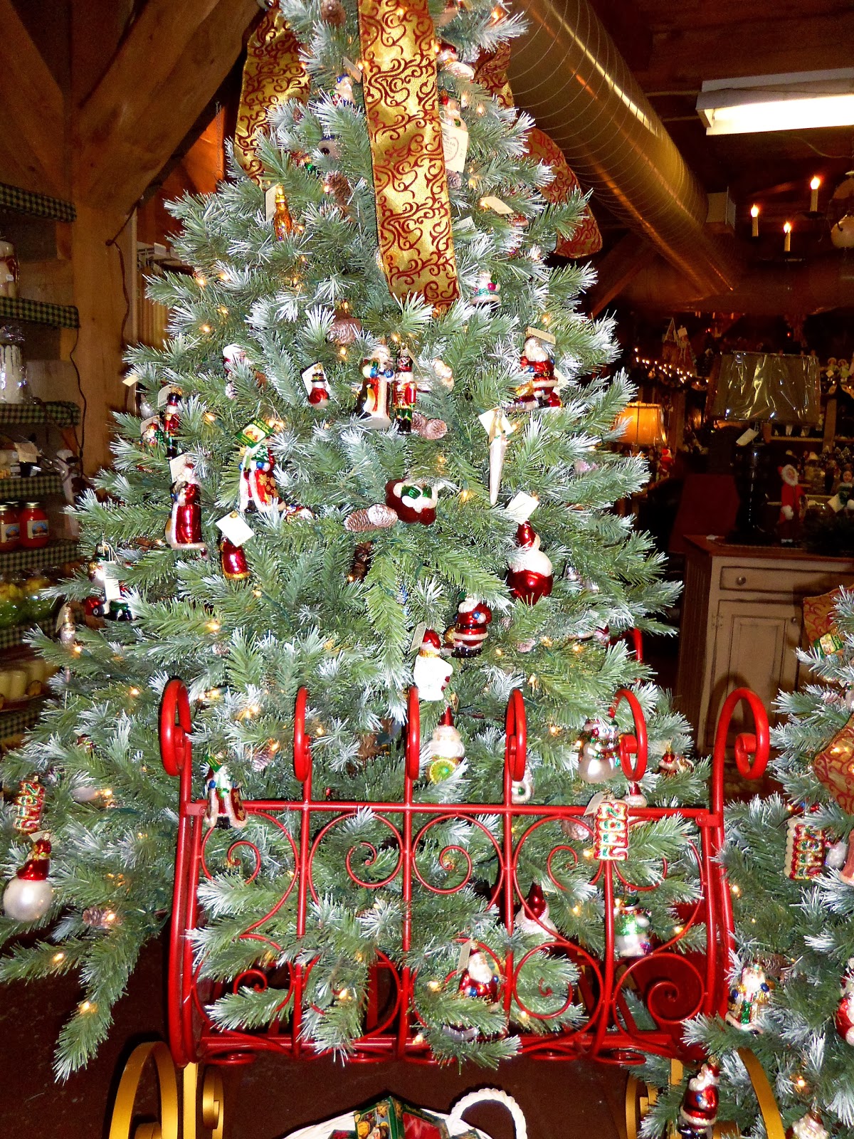 A DEBBIE-DABBLE CHRISTMAS: Christmas in the Stores: Country Folk, 2013 ...