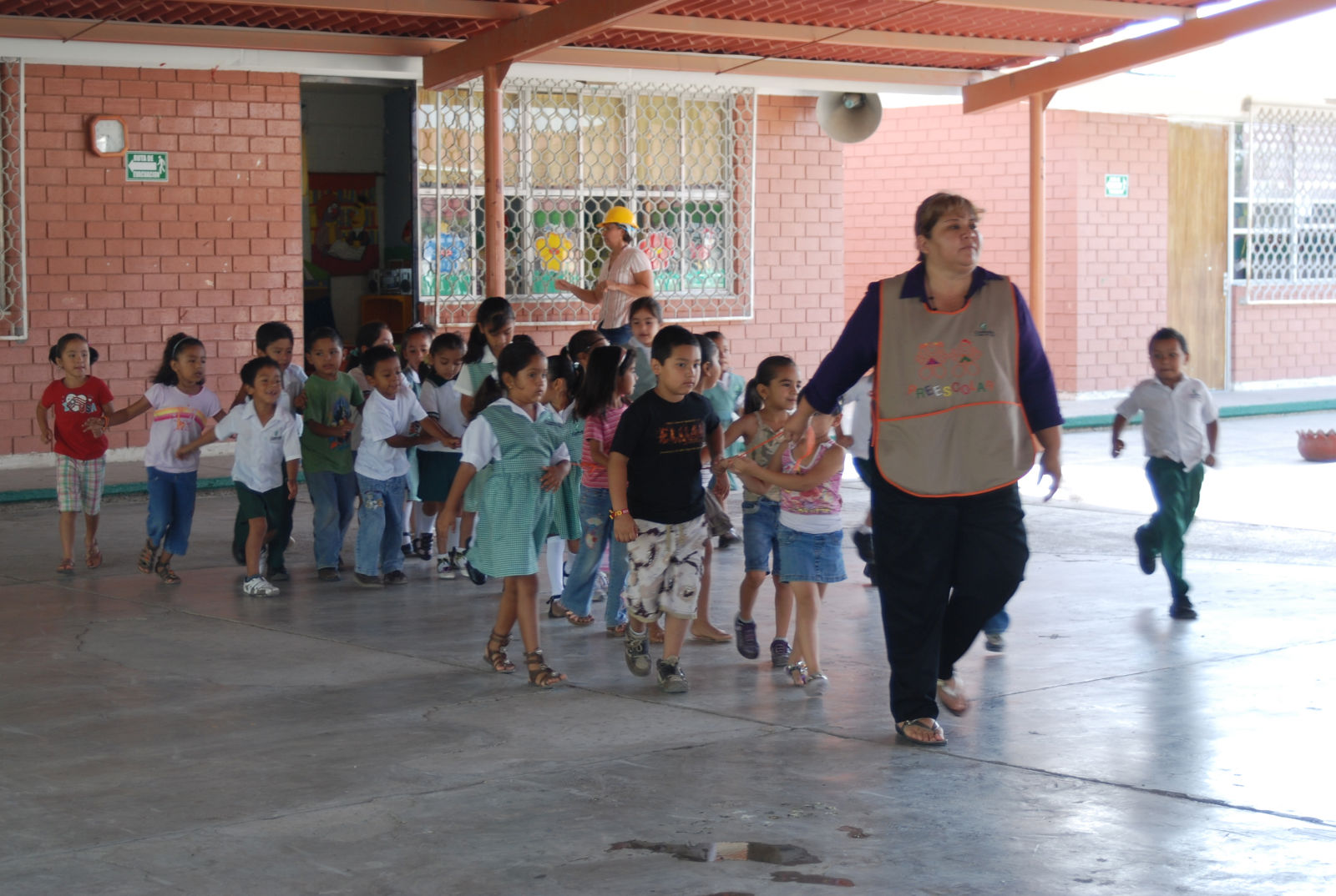 www.espacioNoticias.com: PC, lleva cultura de la seguridad a niños en ...