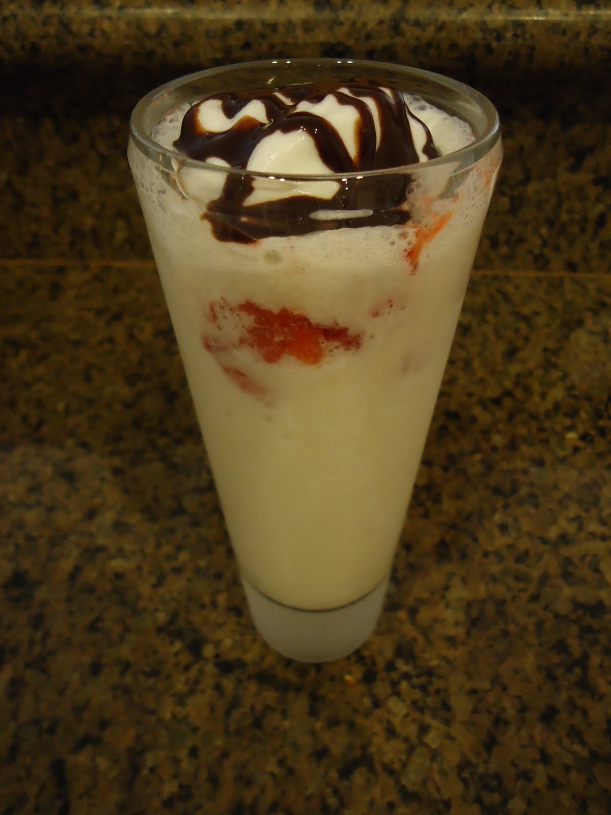 Hungry Girl Fan: Slurpable Split Shake