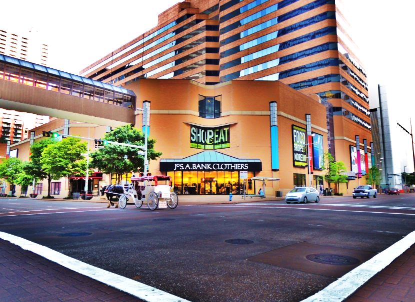 Houston in Pics: JoS. A. Bank Clothier Downtown at Houston Center Shops