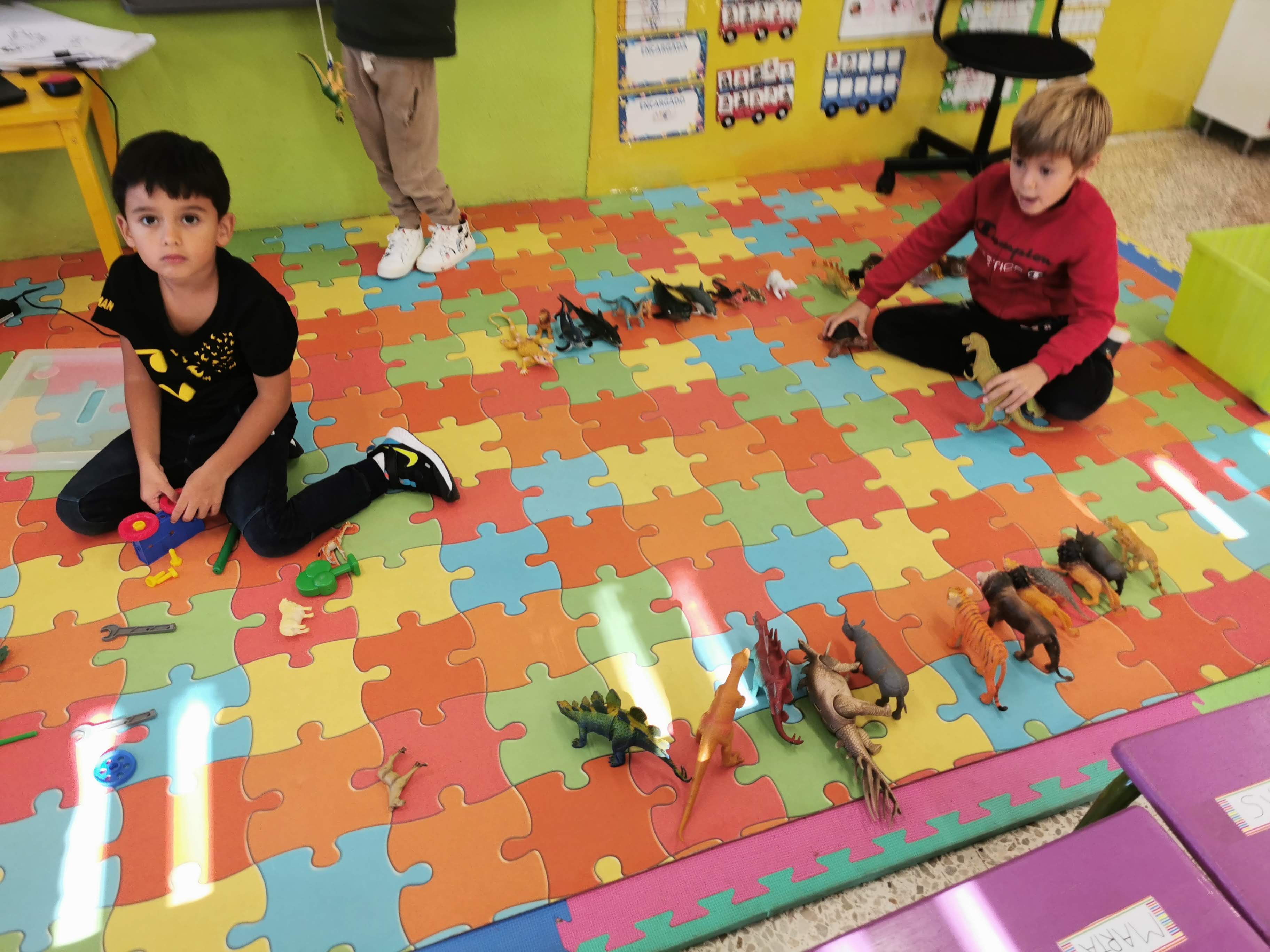 La magia de mirar: NUESTROS RINCONES DE JUEGO