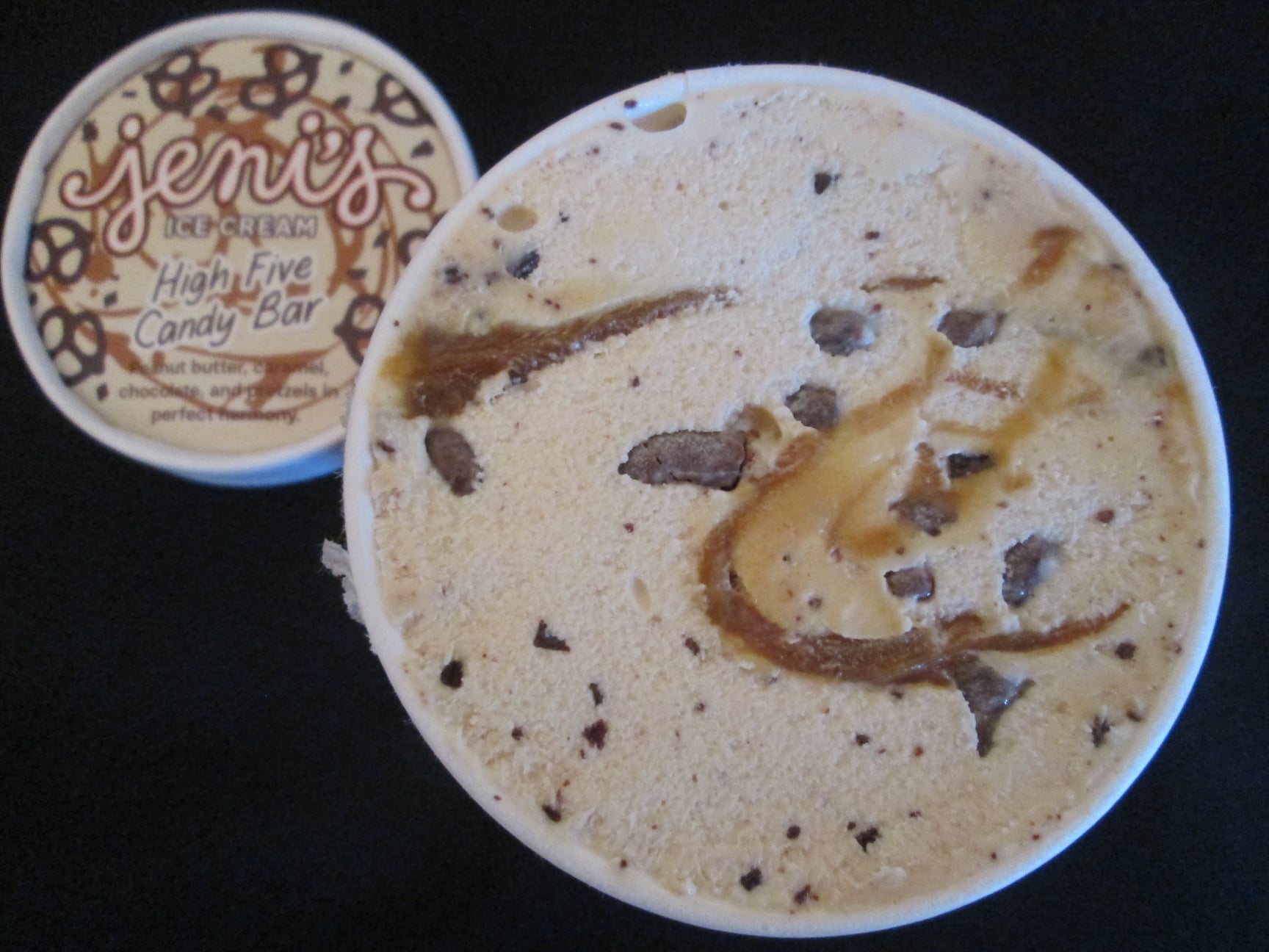 David's Ice Cream Reviews: Jeni's - High Five Candy Bar