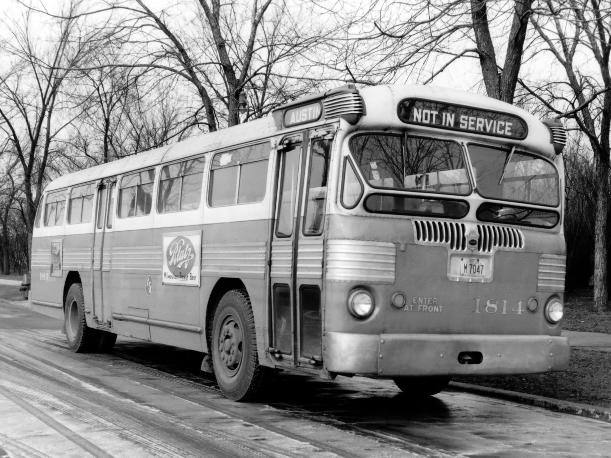 transpress nz: 1946 Twin Coach 44-D bus