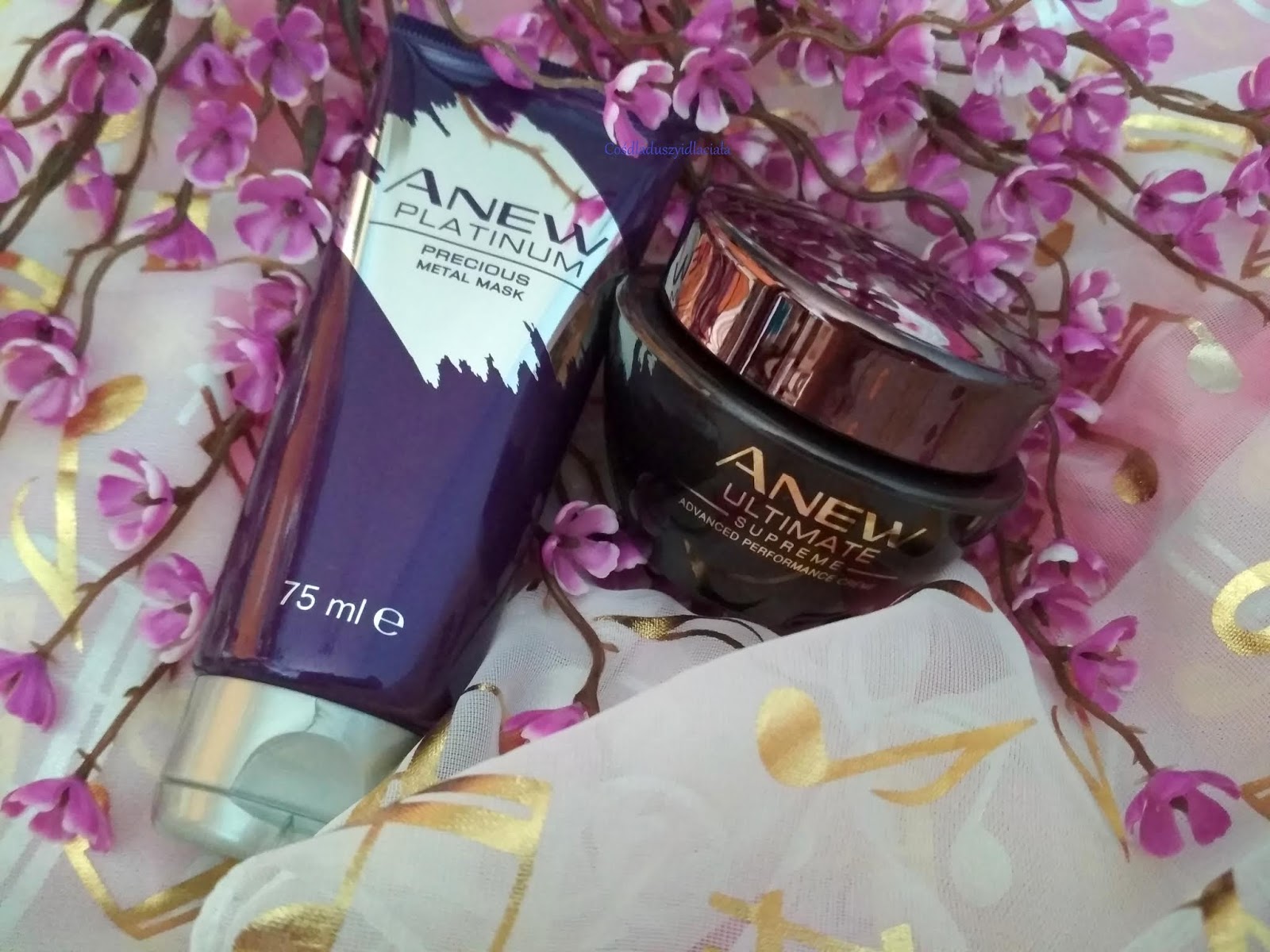 Coś dla duszy i dla ciała: Avon Anew Krem do twarzy Ultimate oraz ...