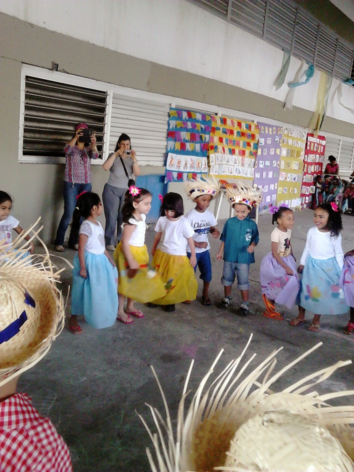 Educação Infantil: Desfilando Valores e Cultura - 2014