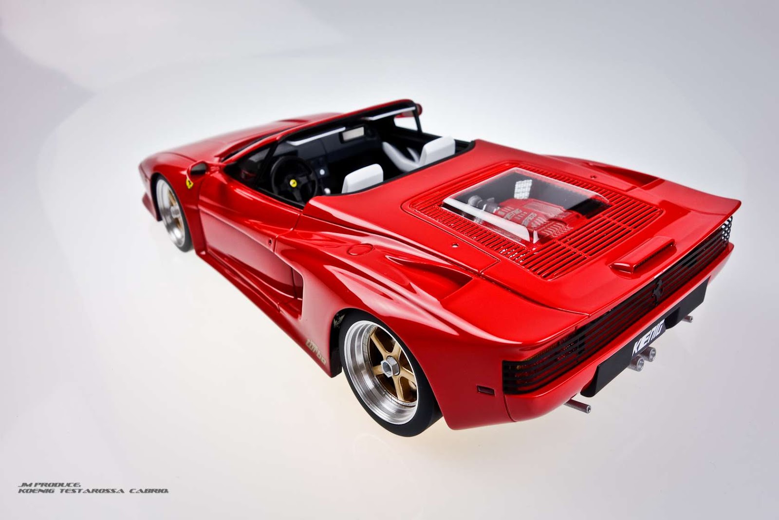 *: 1985 Ferrari Testarossa Koenig Competion Spider (MG Model 1:18)