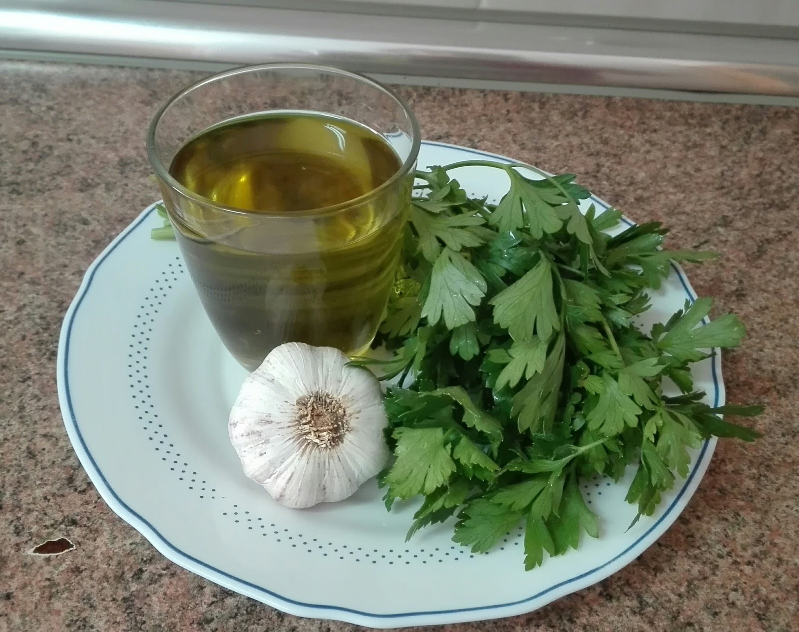 Facebook Twitter Google+ Pinterest Linkedin Print Whatsapp