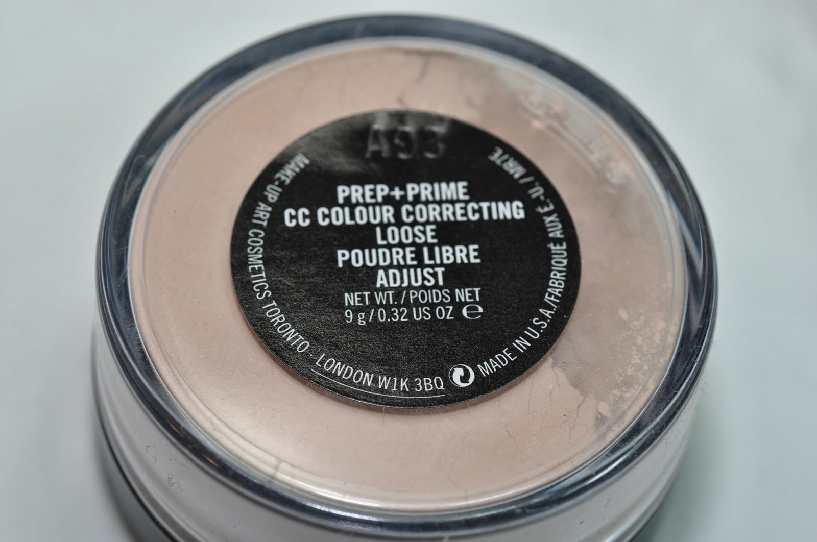 Video Post: MAC CC Colour Correcting Compact, Loose and SPF 30 Cream ...