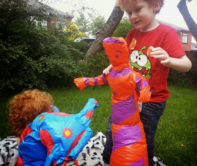 The Brick Castle: Pumpaloons Review and Giveaway from Drumond park