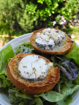 Délice Sacré: Toast de chèvre chaud au miel