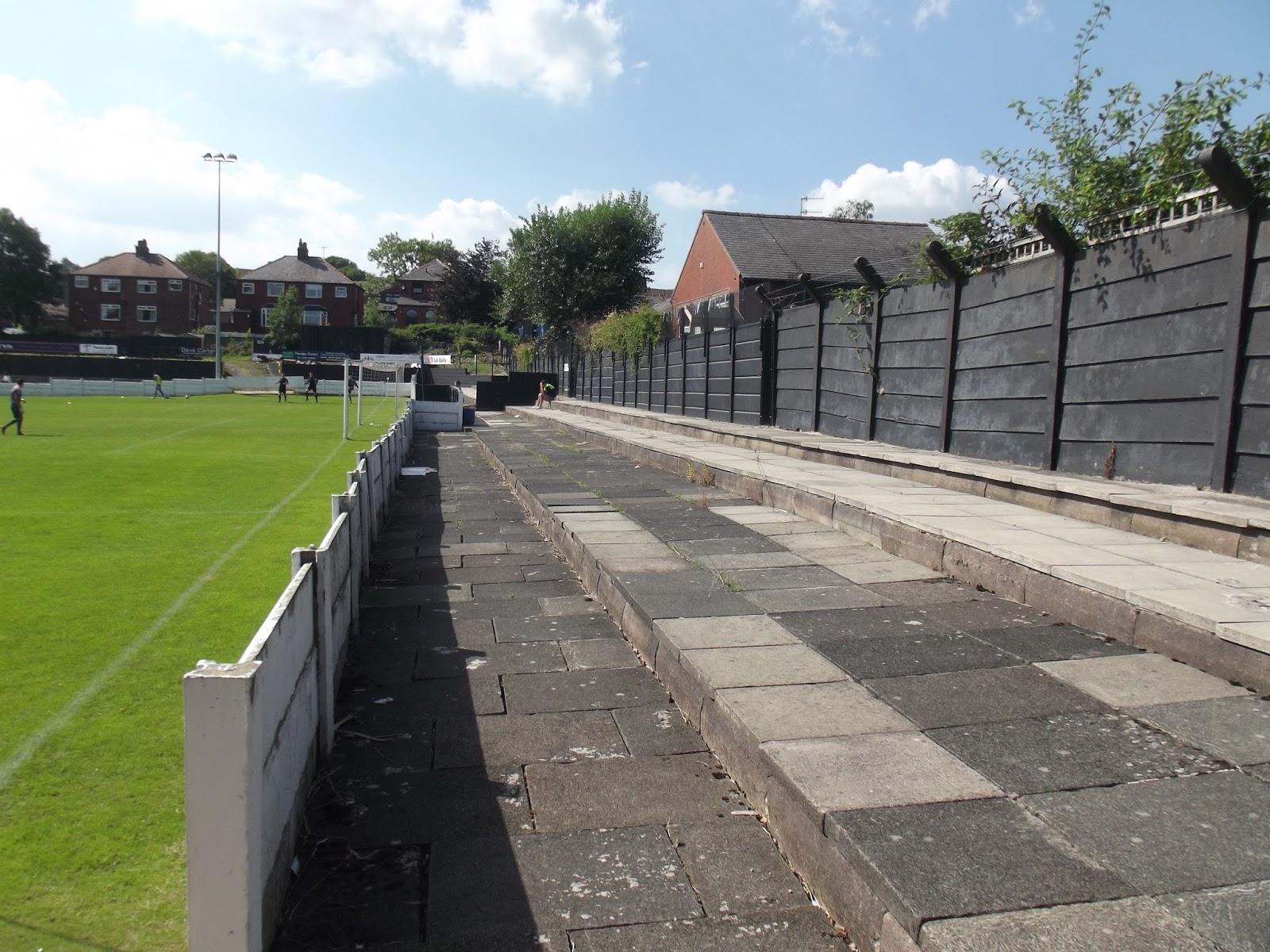 The Wycombe Wanderer: Mossley - Seel Park