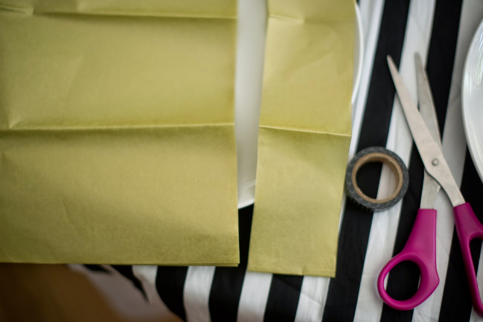 Domestic Fashionista: Tissue Paper Tassel and Paper Straw Drink Stirrer ...