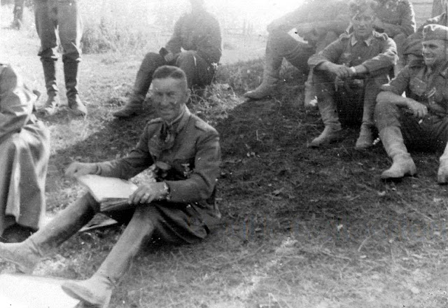 Ritterkreuzträger: Joachim lemelsen at the HQ of 29. Infanterie-Division