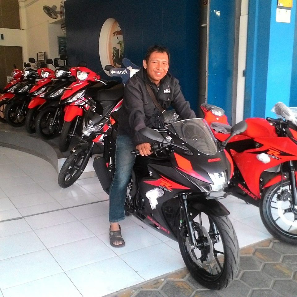 Ujang Eko: 1st Ride Impression Suzuki GSX R 150