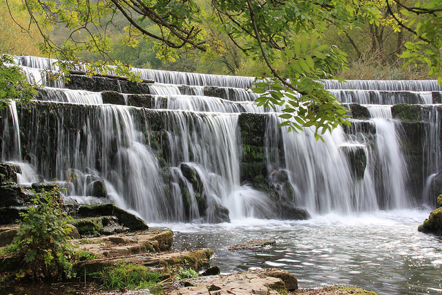 Capture the best moments......: Waterfall - Monsal Head